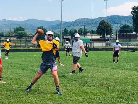 Middlesboro football practice heats up - Middlesboro News | Middlesboro ...