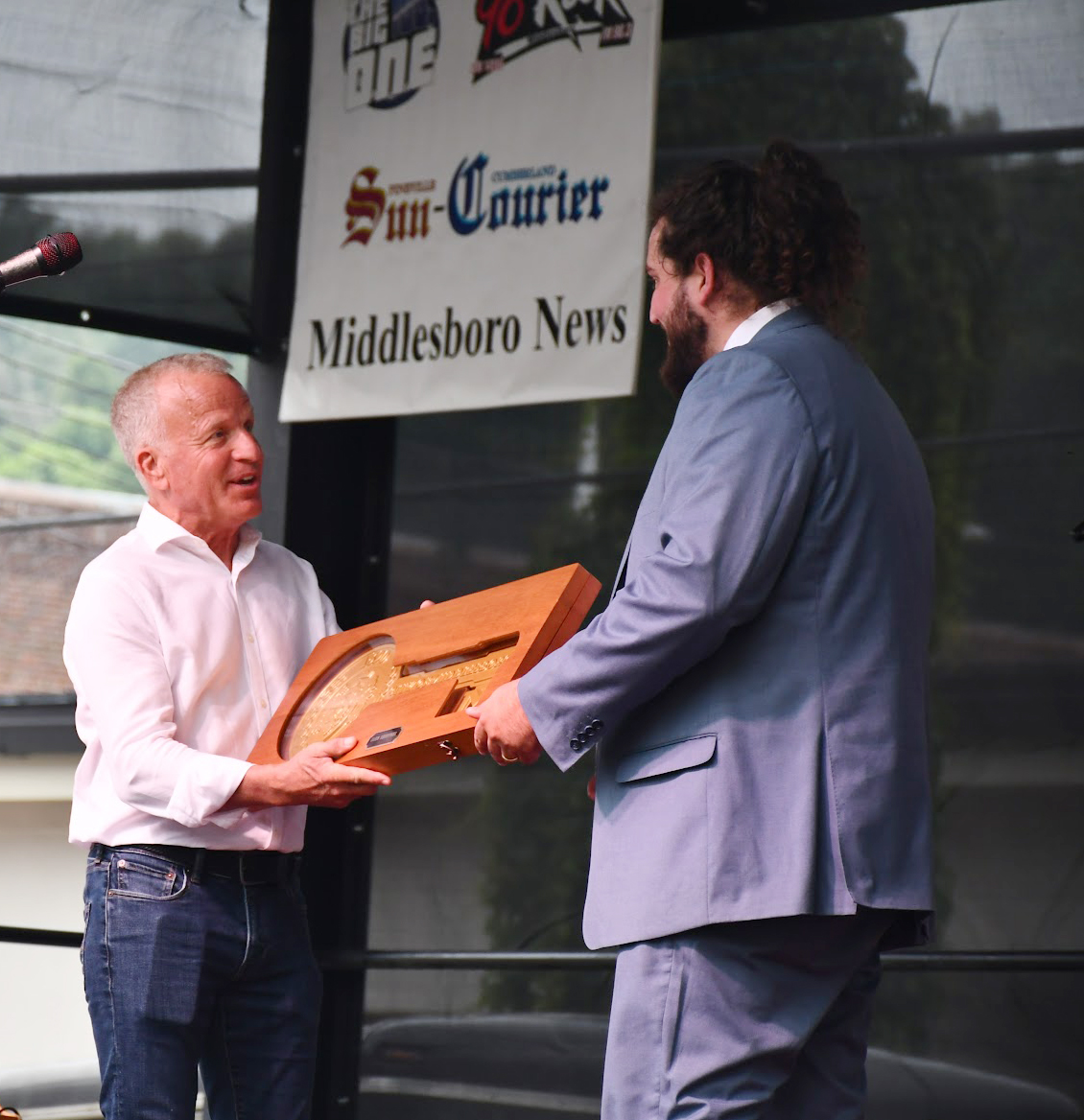Shoffner honored on Levitt stage | Middlesboro News