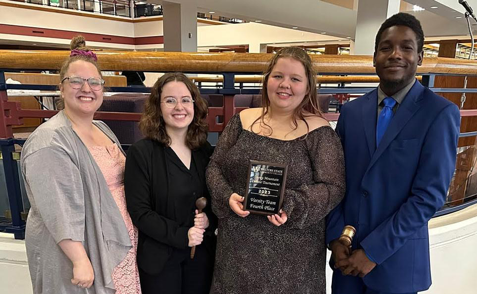 WSCC debate team shows well at tournament | Middlesboro News