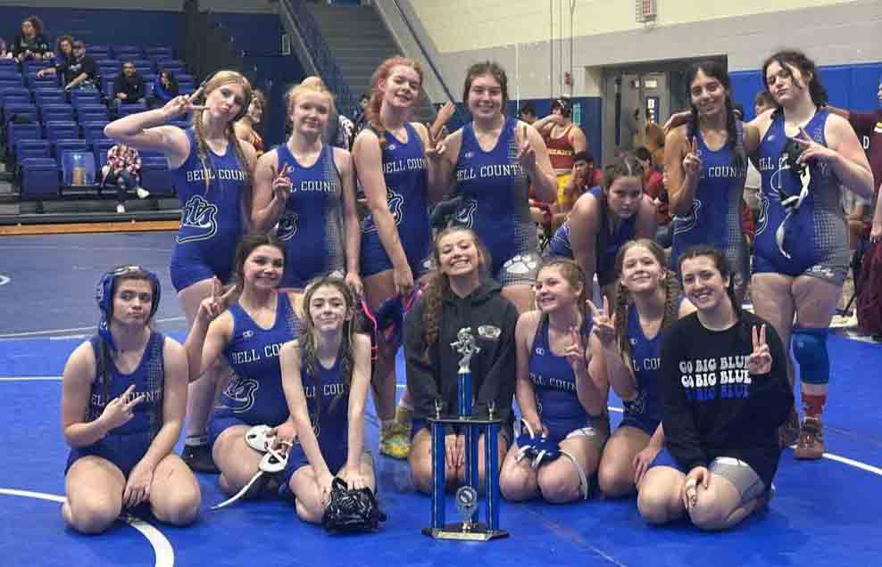 Bell County Lady Cats qualify for Kentucky Girls State Duals ...